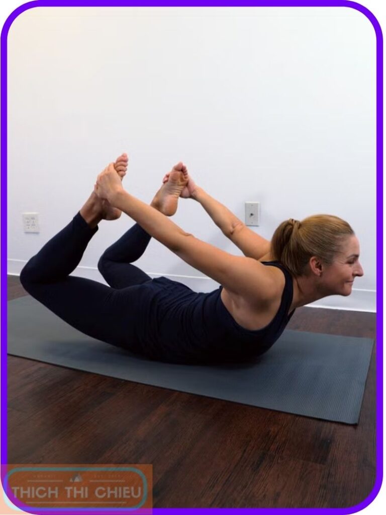 Instructions on how to do Dhanurasana And What Are Its Benefits - Thich Thi Chieu